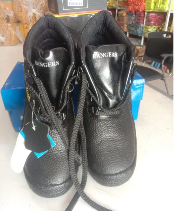 SAFETY SHOES RANGERS - Silver String Chemicals & Textile